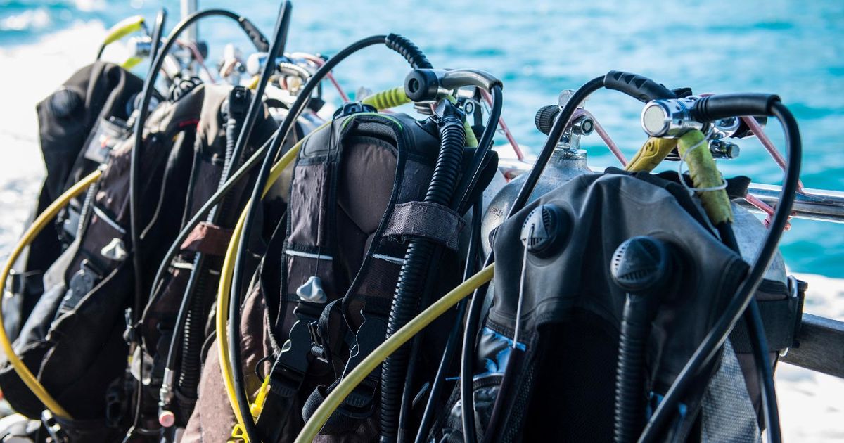 Tank & Gear Rental - International Scuba
